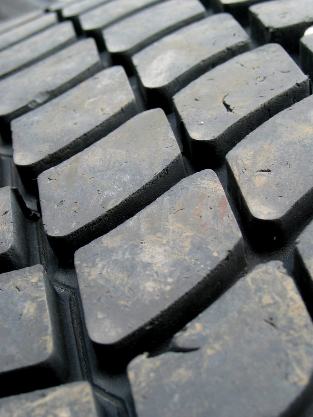 Tyre Dust Could Be Sticking To Your Lungs | Ranzcp2015.com